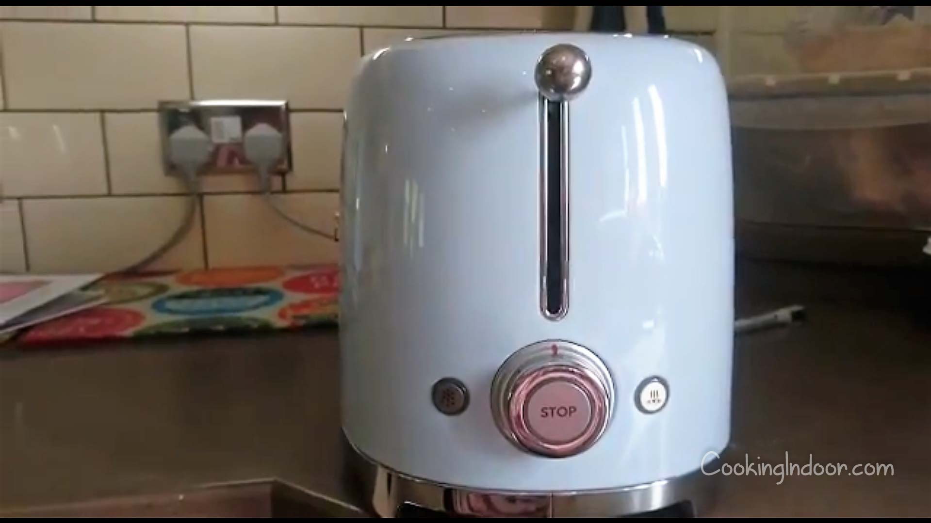 Pale Blue Toasters for All the Men in Your Life in [aktualis_ev ...